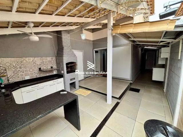 Casa / Sobrado para Locação em Uberlândia/MG Tubalina 3 Quartos