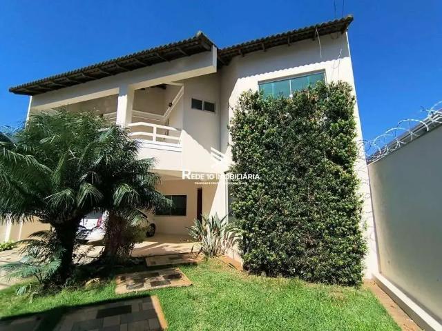 Casa / Sobrado para Locação em Uberlândia/MG Tabajaras 4 Quartos