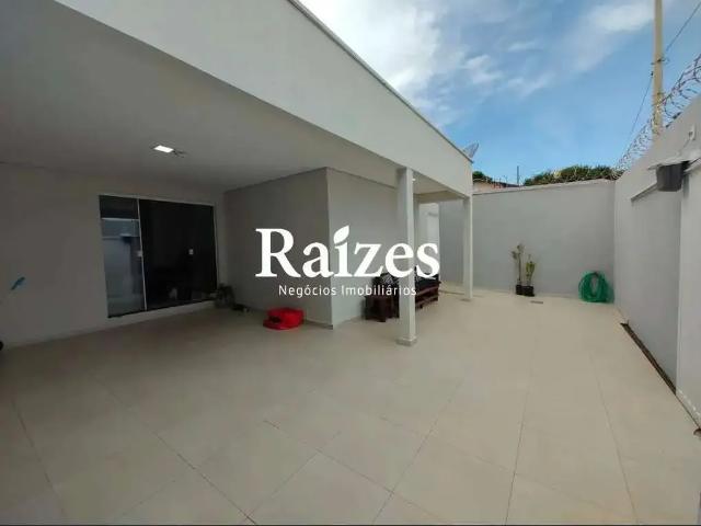 Casa / Sobrado para Locação em Uberlândia/MG Tibery 4 Quartos