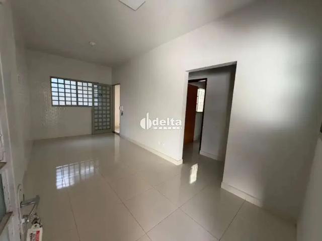 Casa / Sobrado para Locação em Uberlândia/MG Tibery 2 Quartos