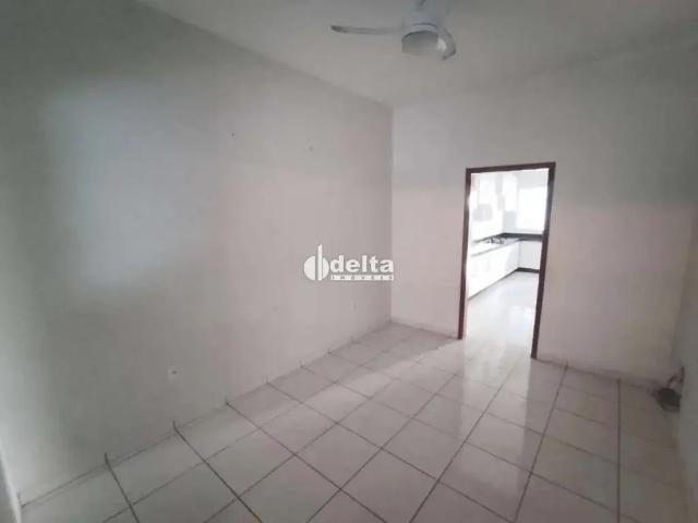 Casa / Sobrado para Locação em Uberlândia/MG Tibery 2 Quartos