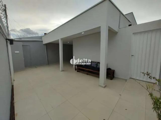 Casa / Sobrado para Locação em Uberlândia/MG Tibery 3 Quartos