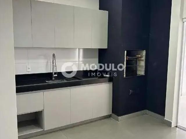 Casa / Sobrado para Locação em Uberlândia/MG Tibery 3 Quartos