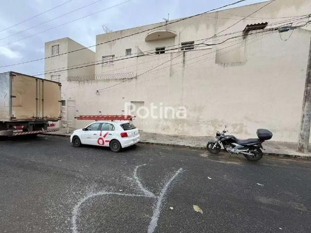 Casa / Sobrado para Locação em Uberlândia/MG Tibery 3 Quartos