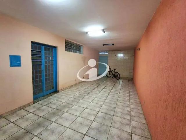 Casa / Sobrado para Locação em Uberlândia/MG Umuarama 5 Quartos