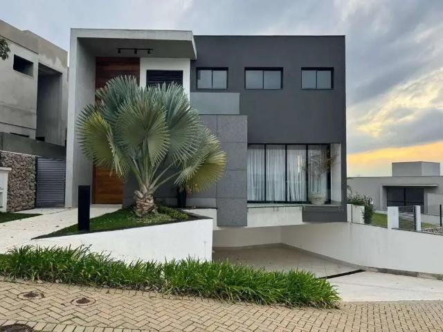 Casa / Sobrado para Locação em Votorantim/SP Alphaville Nova Esplanada 3 Quartos