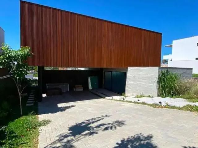 Casa / Sobrado para Locação em Votorantim/SP Alphaville Nova Esplanada 4 Quartos