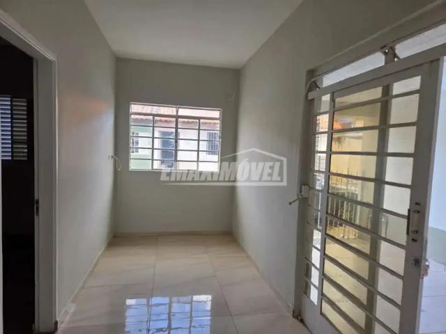 Casa / Sobrado para Locação em Votorantim/SP Barra Funda 2 Quartos