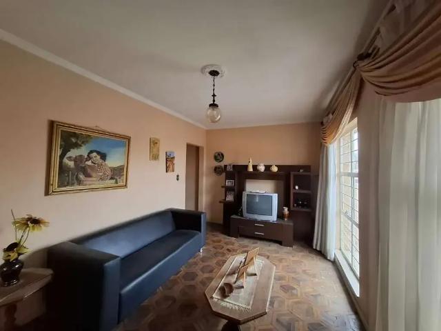 Casa / Sobrado para Locação em Votorantim/SP Centro 2 Quartos