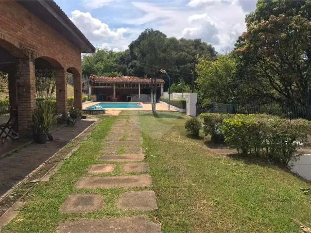 Casa / Sobrado para Locação em Votorantim/SP Chácaras Leão 4 Quartos