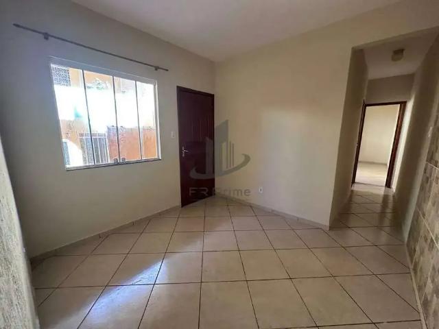 Casa / Sobrado para Locação em Volta Redonda/RJ Água Limpa 2 Quartos