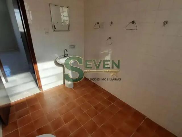Casa / Sobrado para Locação em Volta Redonda/RJ Vila Mury 2 Quartos