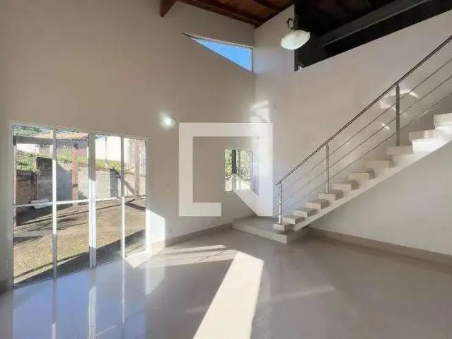 Casa / Sobrado para Locação em Valinhos/SP Vale Verde 3 Quartos