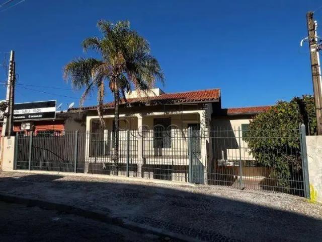 Casa / Sobrado para Locação em Valinhos/SP Vila São José 1 Quartos