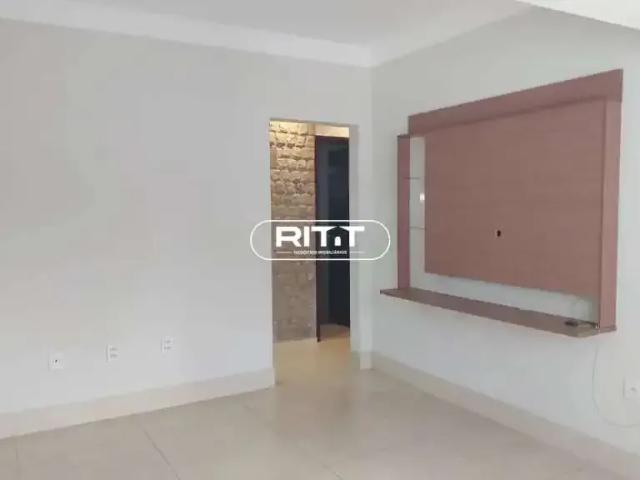 Casa / Sobrado para Locação em Valinhos/SP Vila Santana 2 Quartos