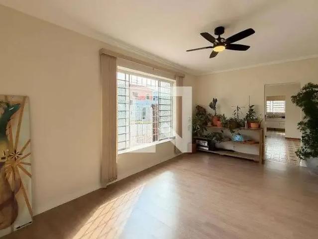 Casa / Sobrado para Locação em Valinhos/SP Jardim Santo Antônio 3 Quartos