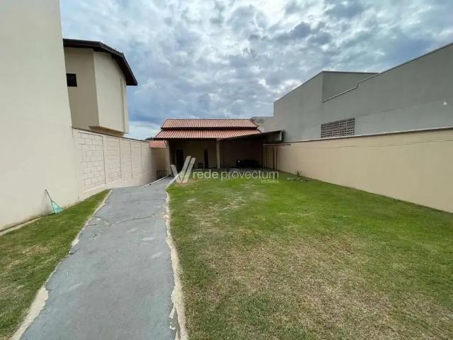 Casa / Sobrado para Locação em Valinhos/SP Jardim Recanto 3 Quartos