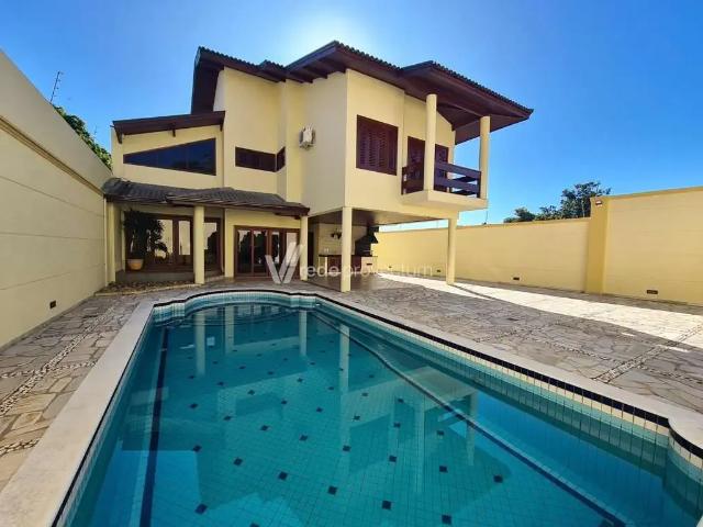 Casa / Sobrado para Locação em Valinhos/SP Parque Terranova 3 Quartos