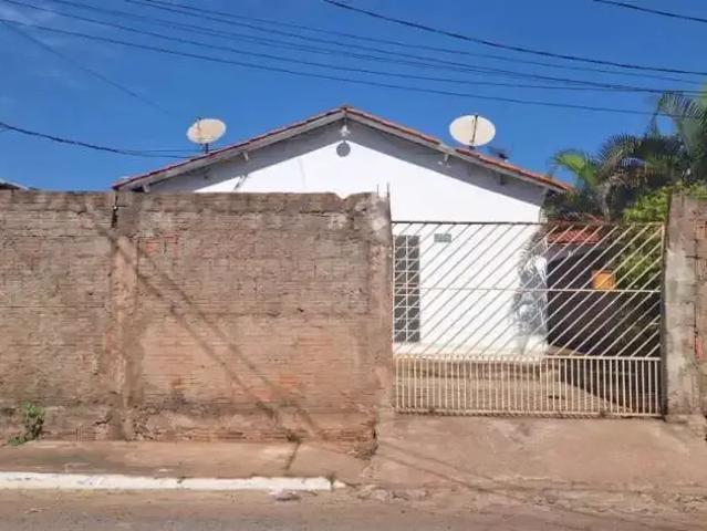 Casa / Sobrado para Locação em Várzea Grande/MT Cristo Rei 2 Quartos