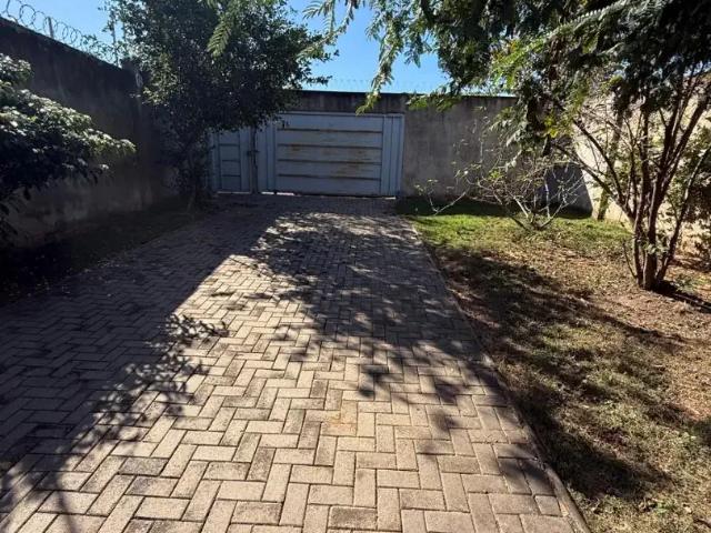 Casa / Sobrado para Locação em Várzea Grande/MT Parque das Aguas 3 Quartos