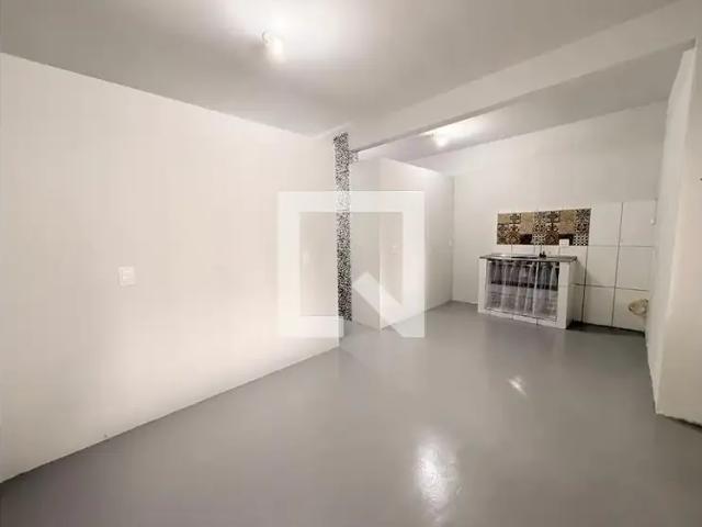Casa / Sobrado para Locação em Várzea Paulista/SP Jardim Itália 2 Quartos