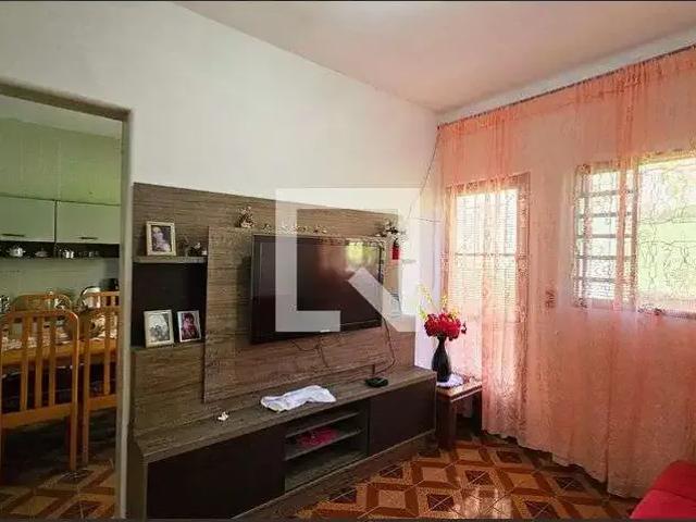 Casa / Sobrado para Locação em Várzea Paulista/SP Jardim Paraíso 2 Quartos
