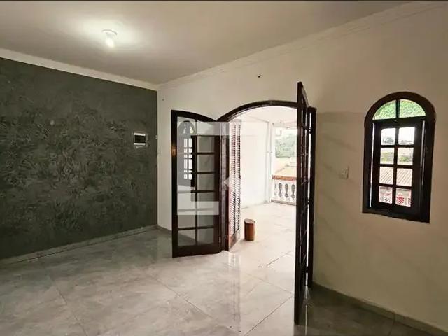 Casa / Sobrado para Locação em Várzea Paulista/SP Vila Tupi 2 Quartos