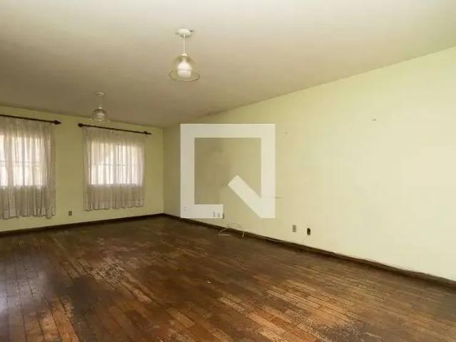Casa / Sobrado para Locação em Várzea Paulista/SP Vila Santa Terezinha 3 Quartos