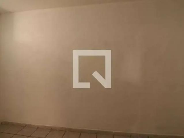 Casa / Sobrado para Locação em Várzea Paulista/SP Vila Santa Terezinha 2 Quartos