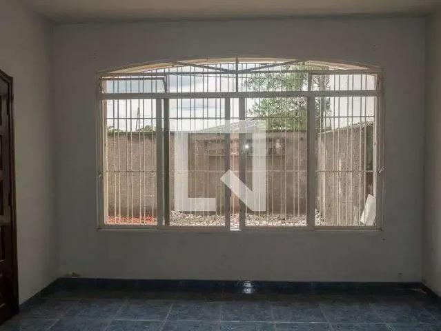 Casa / Sobrado para Locação em Várzea Paulista/SP Vila Santa Terezinha 4 Quartos