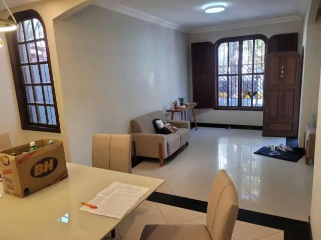 Casa / Sobrado para Locação em Vitória/ES Jardim Camburi 5 Quartos