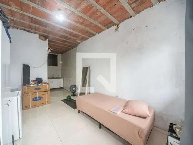 Casa / Sobrado para Locação em Viamão/RS Cocão 1 Quartos