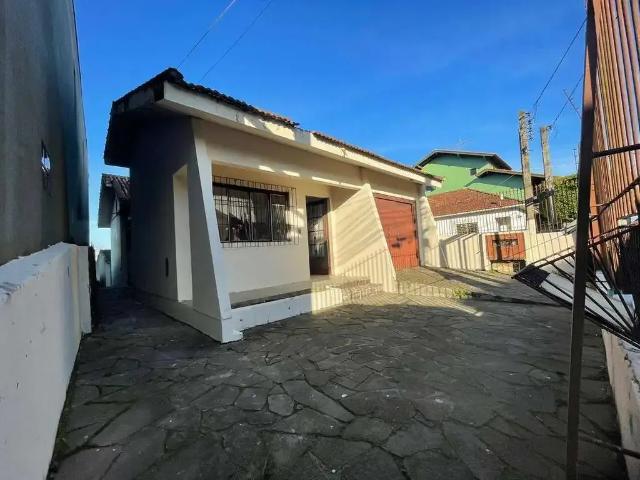 Casa / Sobrado para Locação em Viamão/RS Centro 4 Quartos