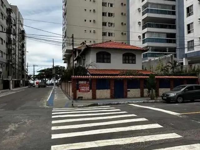 Casa / Sobrado para Locação em Vila Velha/ES Itapuã 4 Quartos