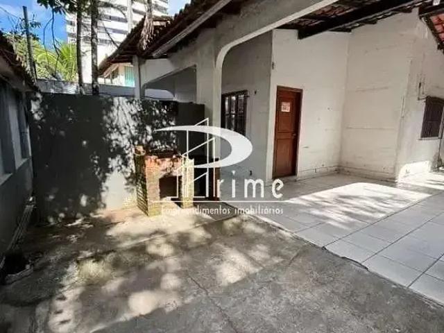 Casa / Sobrado para Locação em Vila Velha/ES Praia de Itapoã 4 Quartos