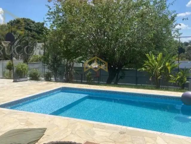 Casa / Sobrado para Locação em Vinhedo/SP Marambaia 4 Quartos