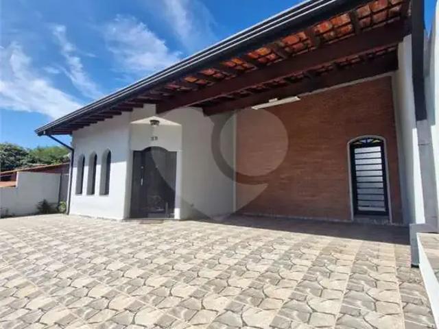 Casa / Sobrado para Locação em Vinhedo/SP Nova Vinhedo 3 Quartos