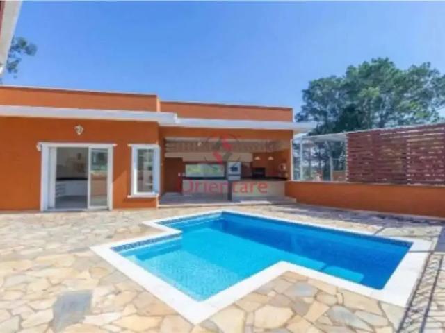 Casa / Sobrado para Locação em Vinhedo/SP Bosque 4 Quartos