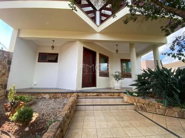 Casa / Sobrado para Locação em Vinhedo/SP Bosque 3 Quartos