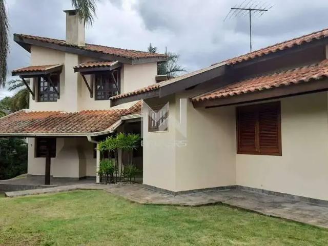 Casa / Sobrado para Locação em Vinhedo/SP Caixa D´Água 4 Quartos