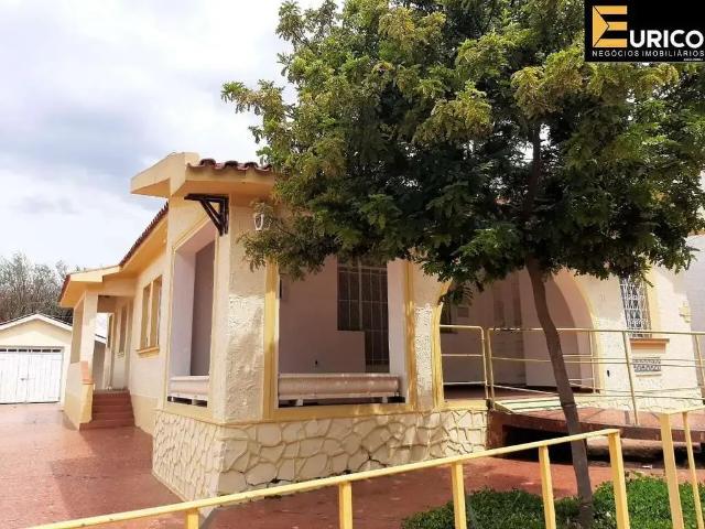 Casa / Sobrado para Locação em Vinhedo/SP Centro 4 Quartos