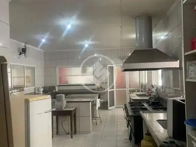 Casa / Sobrado para Locação em Vinhedo/SP Centro 5 Quartos