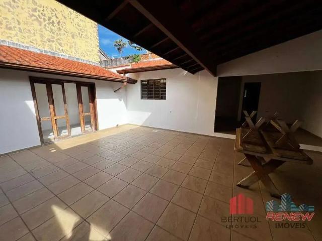 Casa / Sobrado para Locação em Vinhedo/SP Centro 2 Quartos