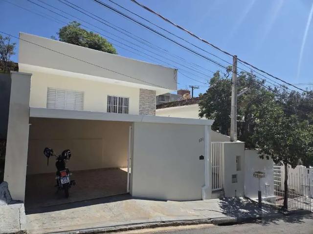 Casa / Sobrado para Locação em Vinhedo/SP Centro 2 Quartos