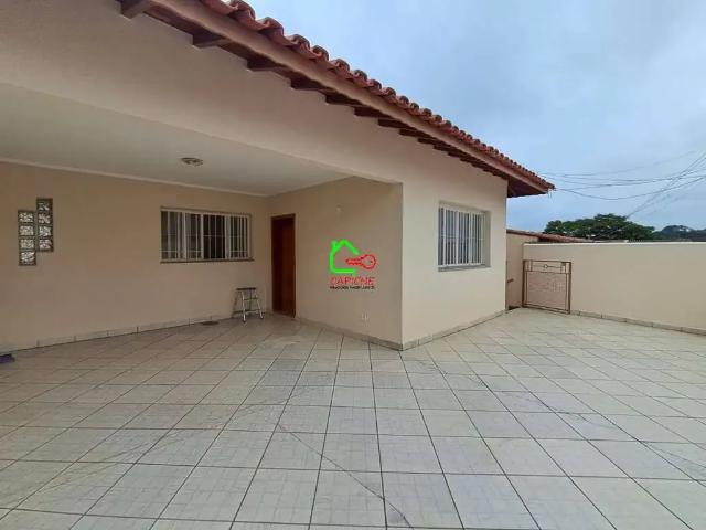 Casa / Sobrado para Locação em Vinhedo/SP Centro 3 Quartos
