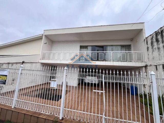 Casa / Sobrado para Locação em Vinhedo/SP Centro 3 Quartos