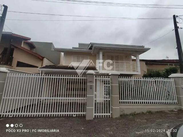 Casa / Sobrado para Locação em Vinhedo/SP Jardim Florência 3 Quartos