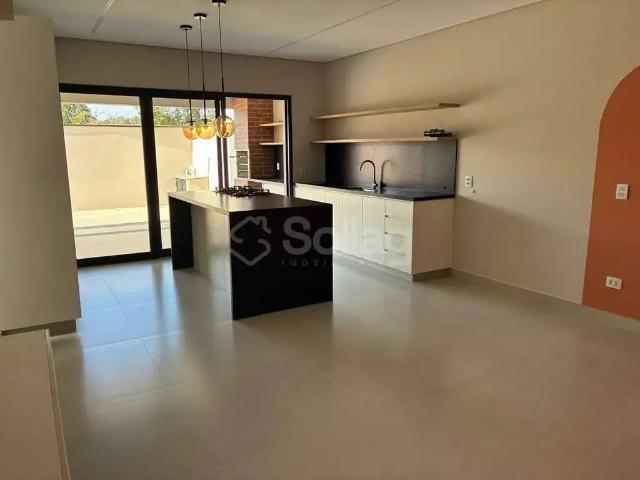 Casa / Sobrado para Locação em Vinhedo/SP João XXIII 2 Quartos