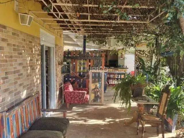 Casa / Sobrado para Locação em Vinhedo/SP Recanto dos Canjaranas 3 Quartos