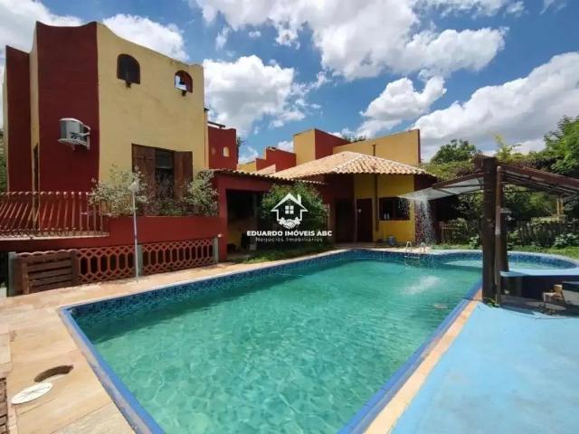 Casa / Sobrado para Locação em Vinhedo/SP Vista Alegre 4 Quartos